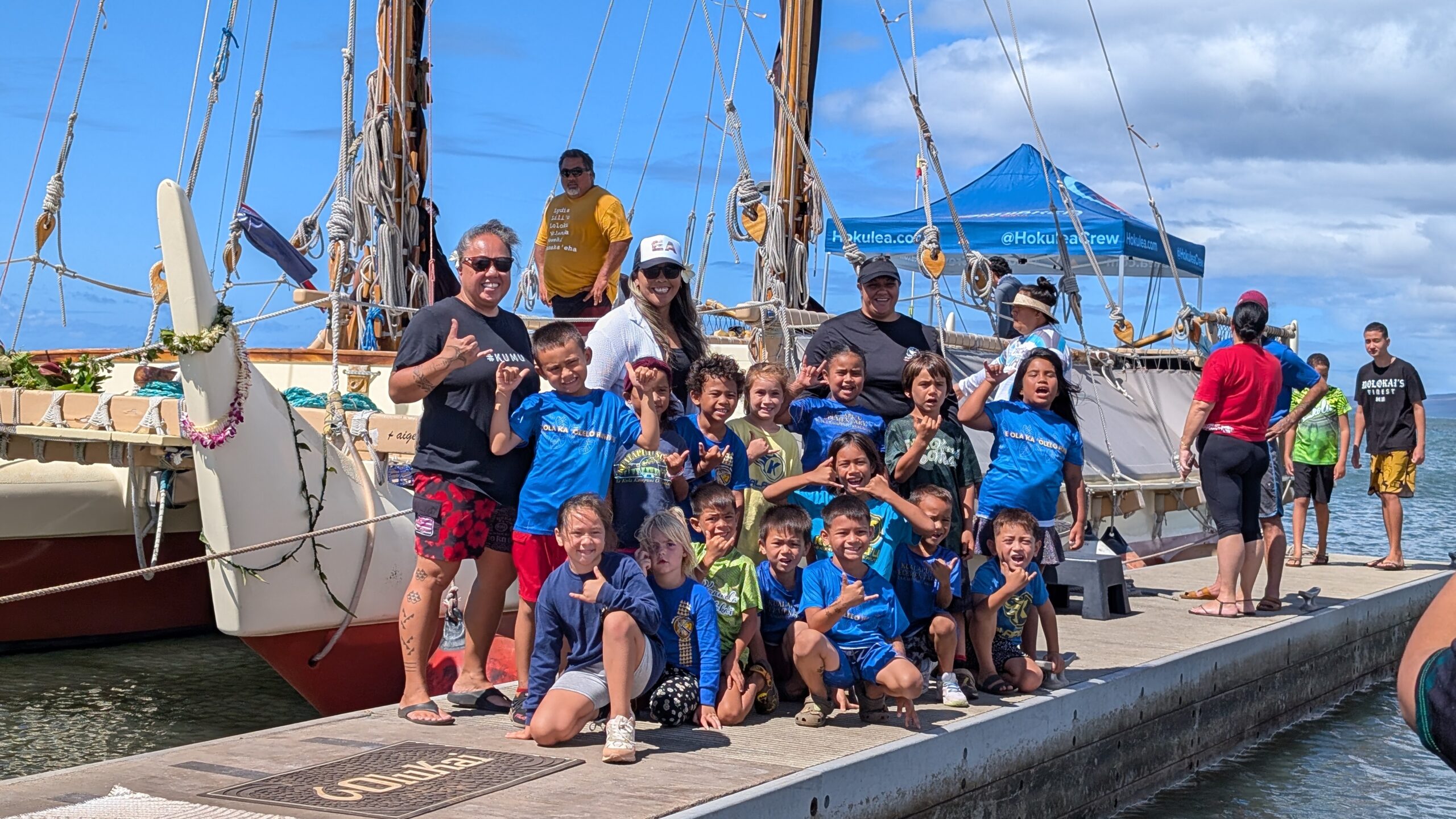 Hawai‘i’s beloved voyaging canoe, Hokule‘a, her crew, spreads aloha to ...